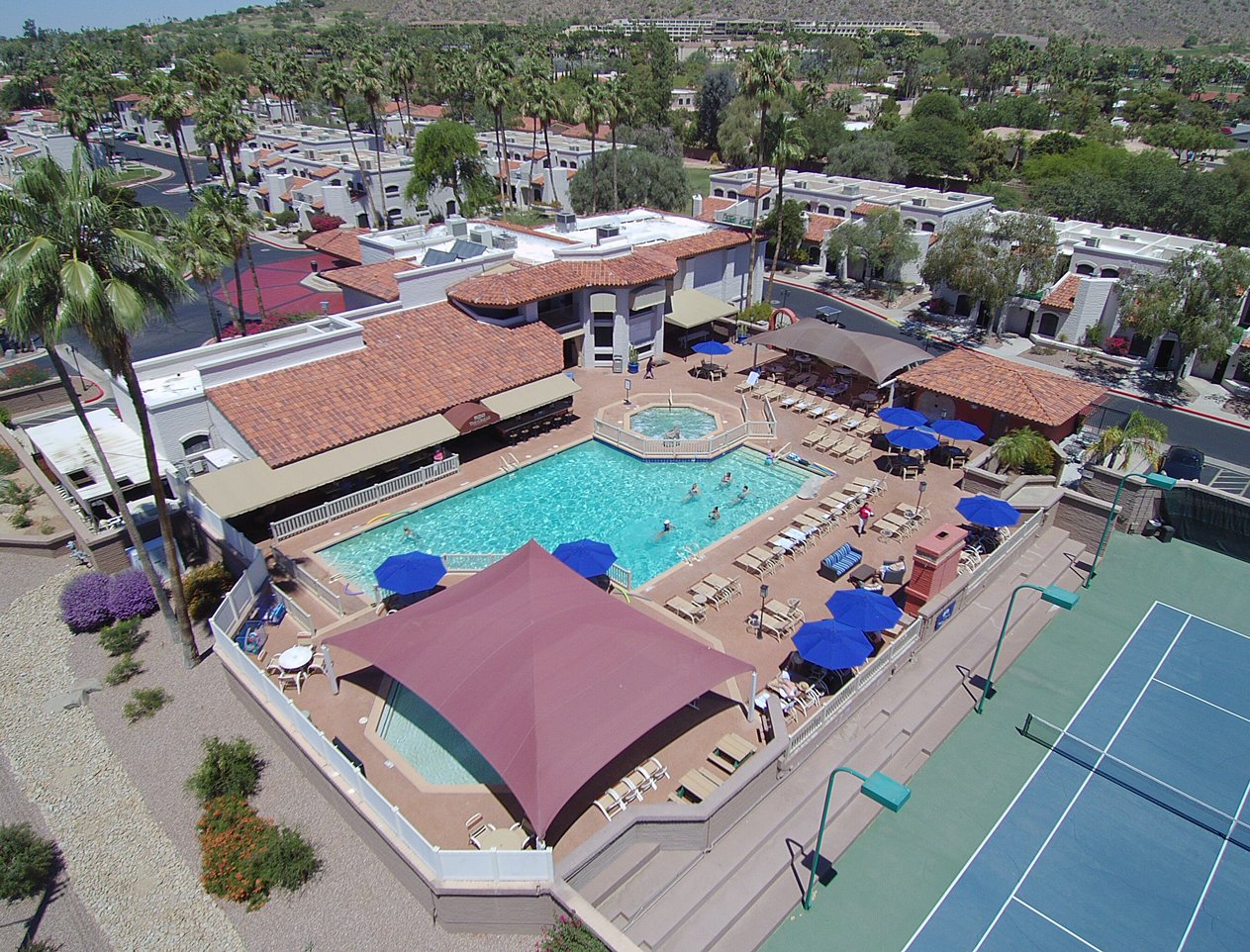 Scottsdale Camelback Resort | SkyTravelClub