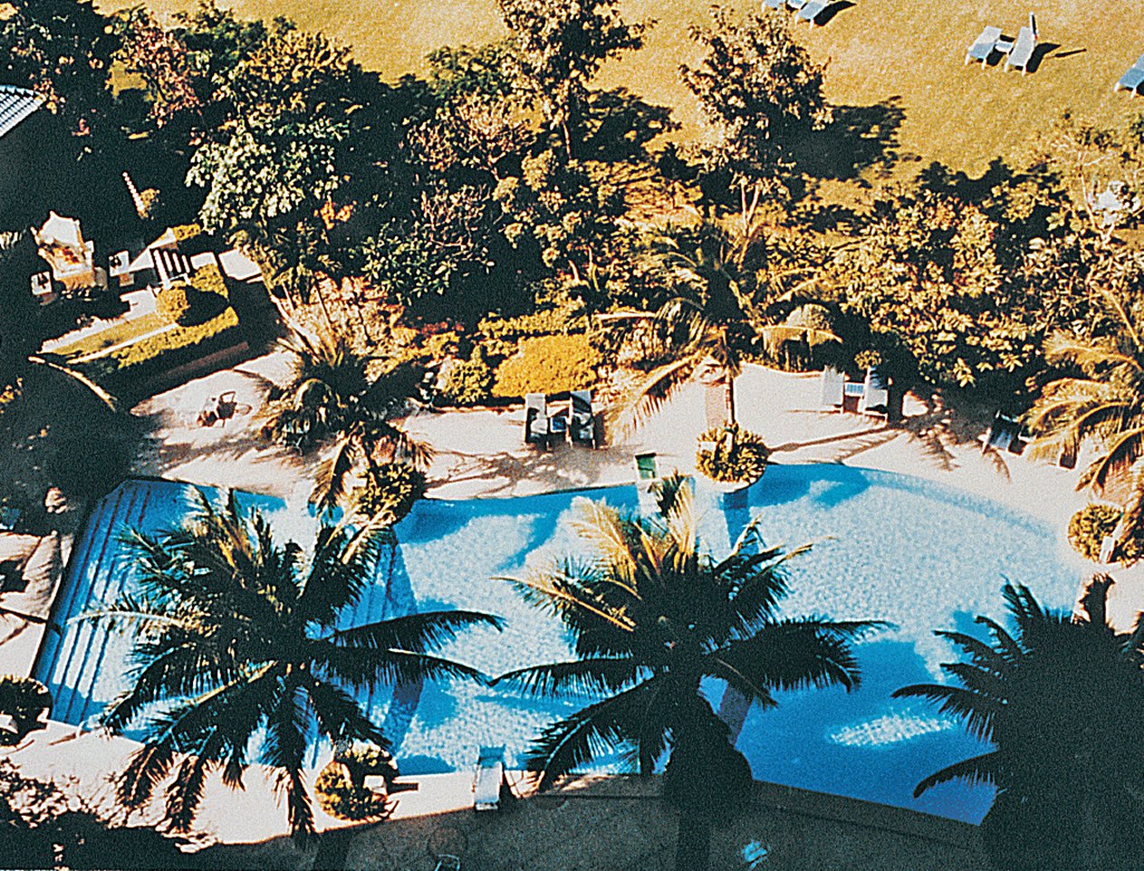 Chateau Dale Beach Resort | SkyTravelClub