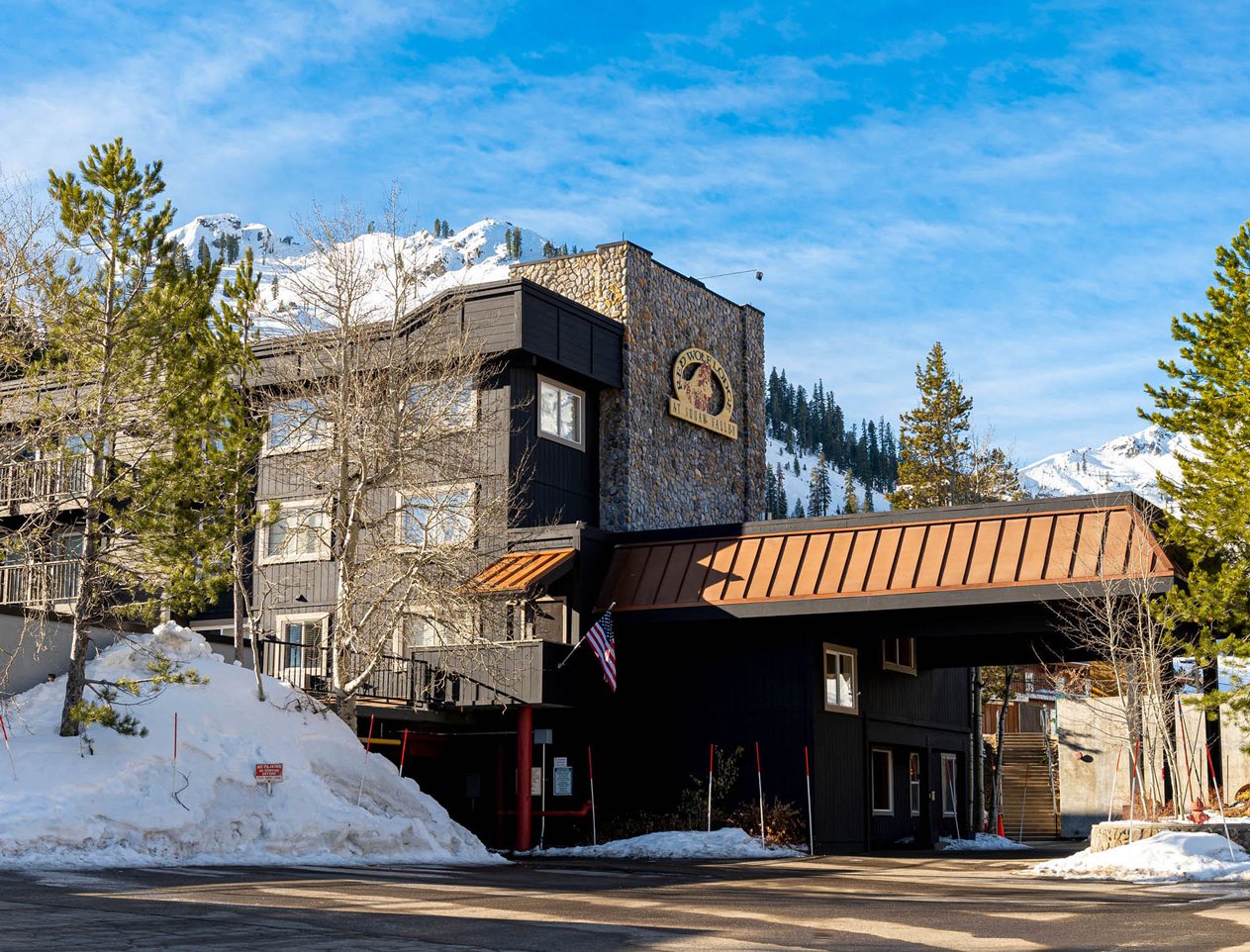 Red Wolf Lodge at Olympic Valley | SkyTravelClub