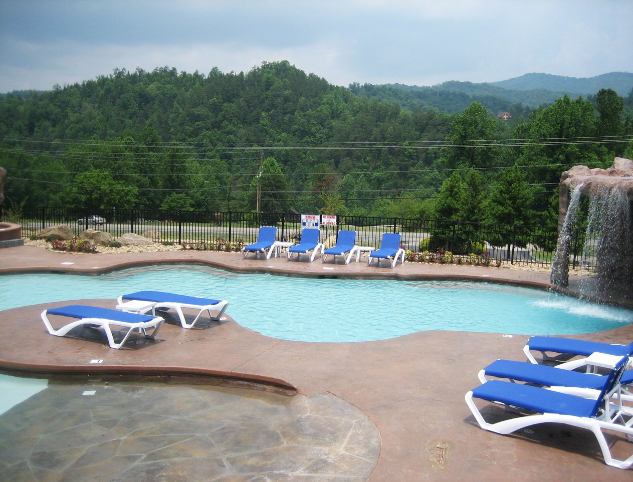 White Oak Lodge and Resort | SkyTravelClub