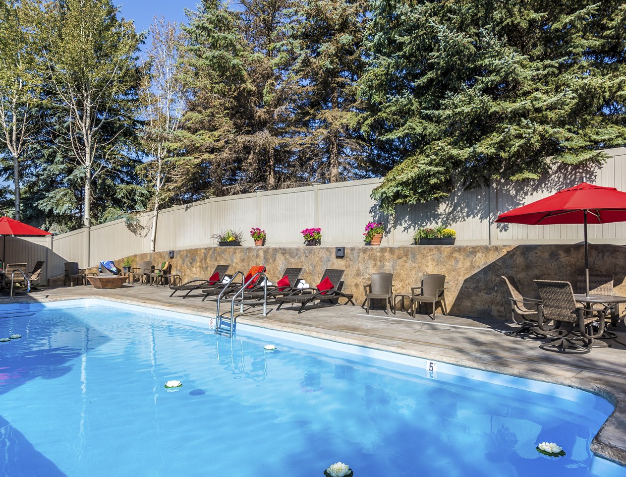 The Christie Lodge by Sundance Vacations | SkyTravelClub
