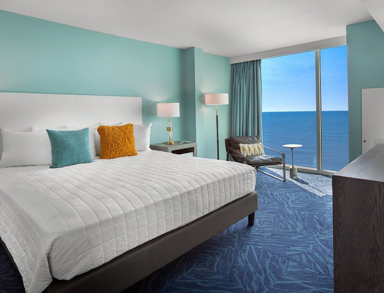 Crown Reef Beach Resort | SkyTravelClub