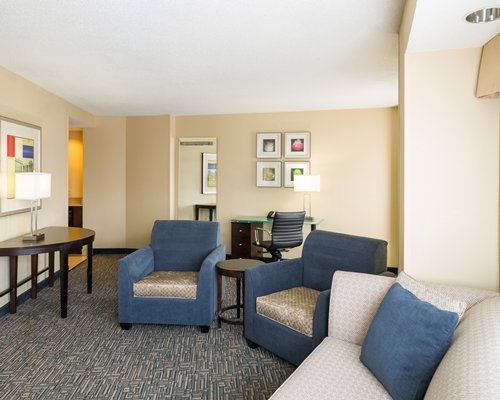 Hampton Inn DC Convention Center-United States,Washington DC - 7Across ...